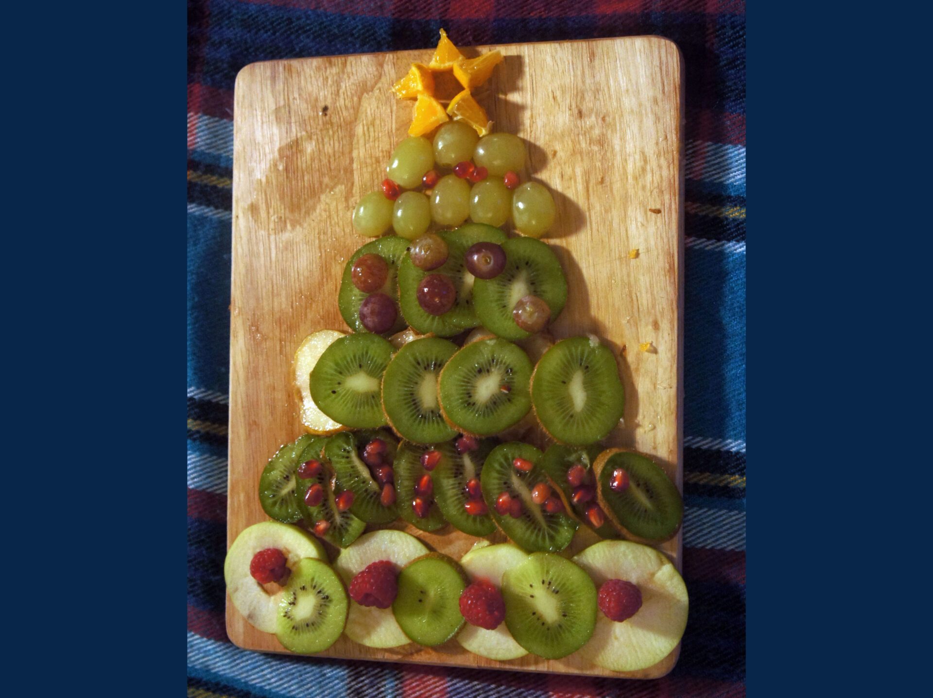Christmas Tree Fruit Platter | Overcoming MS